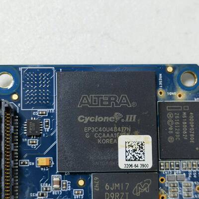 可维修ALTERA EP3C40U484I7N带板，只有2议价