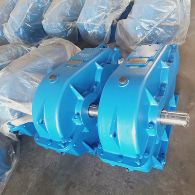 冶金机械用 ZQH500-15.75-3齿轮减速机 噪音低