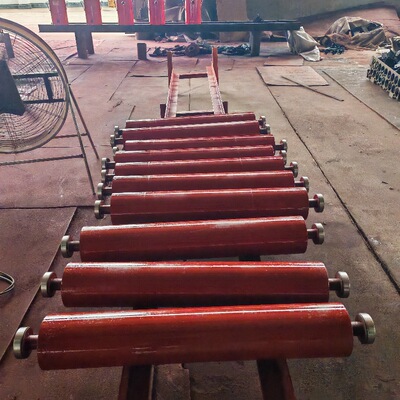 GLD800/5.5s甲带给煤机配件  整体通轴不易断159*900重型缓冲托辊