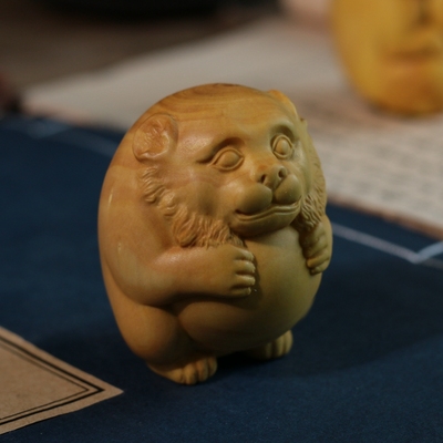 小叶黄杨木雕十二生肖球手把件随身盘玩文玩保健实木圆雕工艺礼品