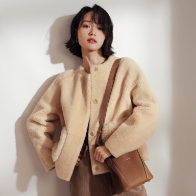 uffie于绘舒芙蕾软糯拼接外套