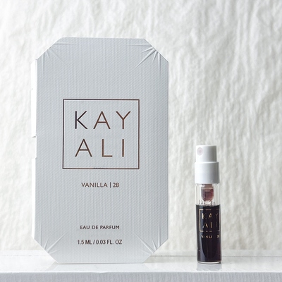 Kayali卡亚利Vanilla28 红糖香草琥珀木质1.5ml香水小样试管