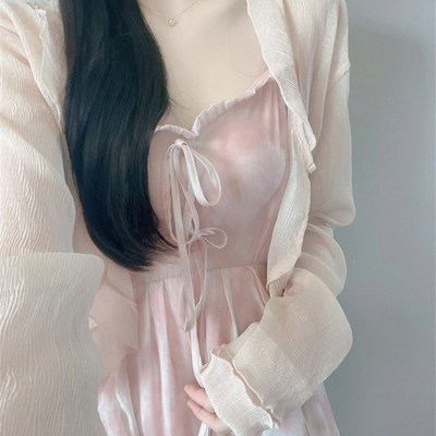 温柔风连衣裙春季V领吊带仙女裙高级感甜美气质配裙子披肩两件套