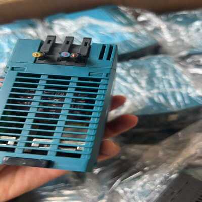 议价德国PULS普尔世电源ML30.102，成色几乎全新，二手拆