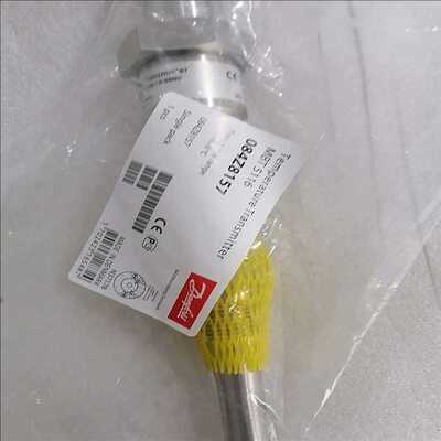 丹佛斯温度传感器084Z8157 600℃（耶耶电子）