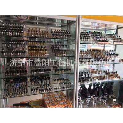 206-06-61130挖掘红色压力开关全车配件