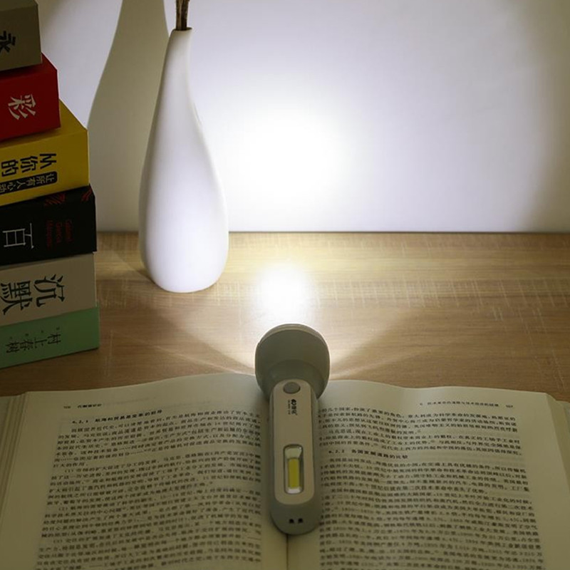 手电筒学生宿舍护眼看书神器小手电充电款寝室照明电筒强光便携式