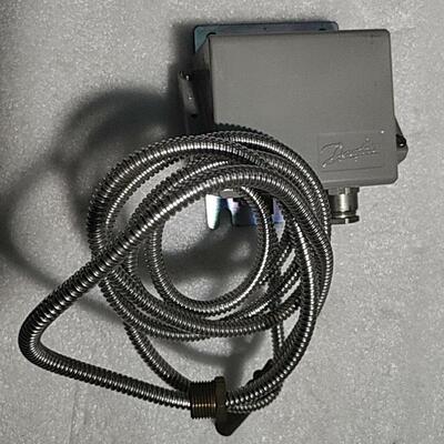 丹佛斯温度传感器KPS81，060L3106拍前询价