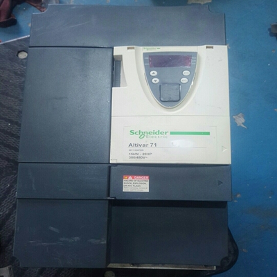 配件施耐德ATV71HD15N4Z原装拆机实物图成色漂亮15k议价