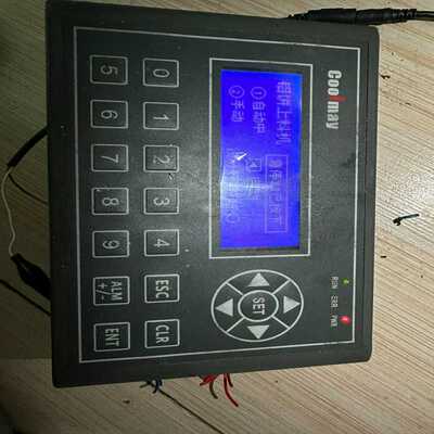 顾美触摸屏 EX2N-40A-40MRT，功能包好，外观有点（耶耶电子）