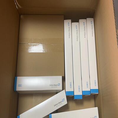 E+H   PH电极  CPS11D-7BT2G   供~询价