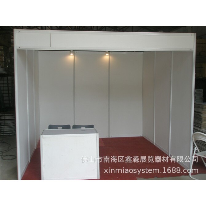 国际标准展位 三卡锁展板铝料生产厂家 八棱柱系列展览器材齐全