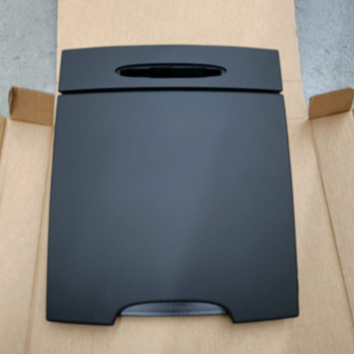 福建奔驰汽车仪表台顶部储物盒