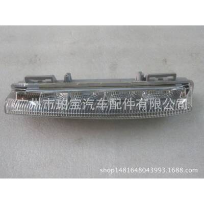 LED前防雾灯适用于C级E级W204/212E300E260200前杆雾灯