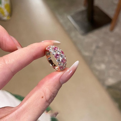 「春暖花开」红色锆石满天星戒指