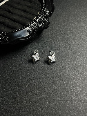 Never Insomnia原创.Fourstars 四芒星耳钉