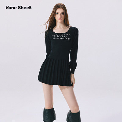 Vone SheeE 高级感辣妹长袖针织裙修身显瘦连衣裙女2025新款裙子