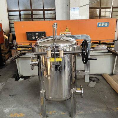 供应DSCK6袋式过滤器不锈钢快开多袋式镜面抛光带助力臂过滤机