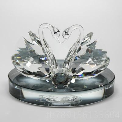 高档汽车车香水天鹅摆件水晶香座车上用品座车载装饰品水小式创意