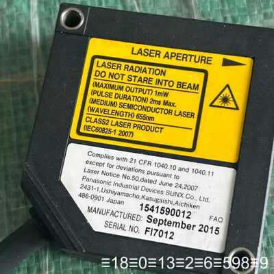 激光位移传感器，型号LASER APERTURE，制