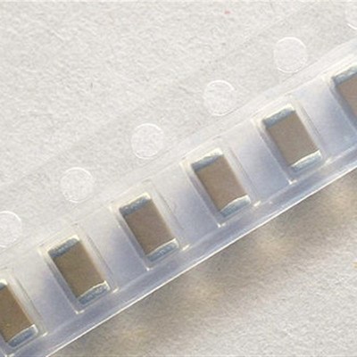 1206 226 25V 22UF  贴片电容 2000只/盘 整盘价