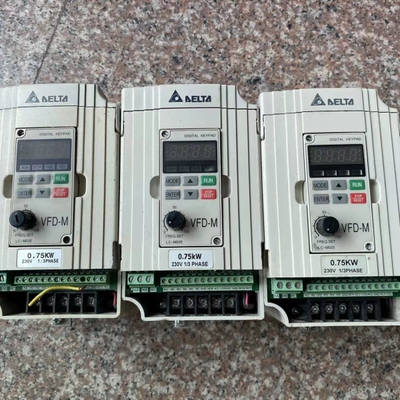 台达ⅤFD007M21A 220v 0.75kw 变频器--议价商品