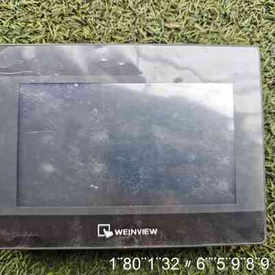 威纶通触摸屏 MT6071ip ，，功能正常
