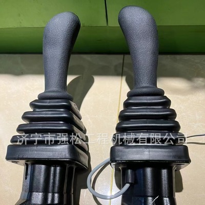 原厂全新卡轮式装载机操纵杆手柄581-7418，5817418机型950GC