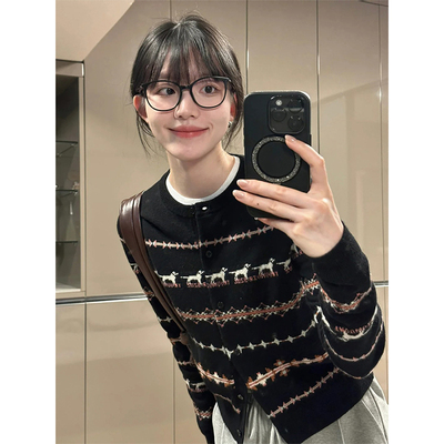 费尔岛小狗提花针织开衫显瘦女款