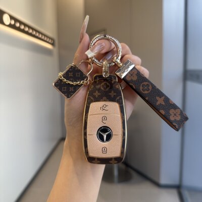 适用奔驰e300l钥匙套高档c260lc200l壳扣GLb22包GLa180车GLc女GLe