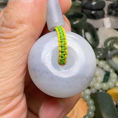 和田玉籽料29.3mm24.2克