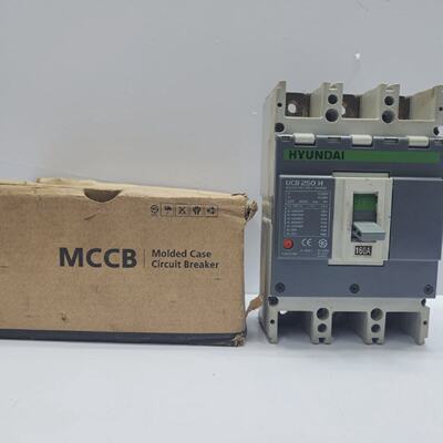 DISYUNTOR DE CAJA MOLDEADA HYUNDAI UCB 250 H 3P 160A