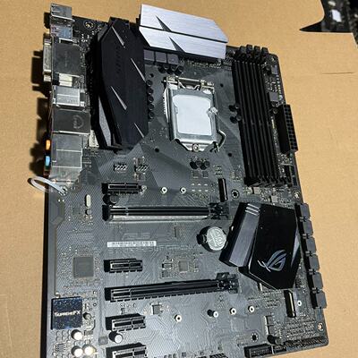 华硕B250FGAMING大板橙色好-议价