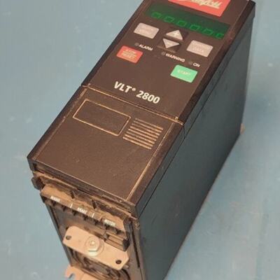 Danfoss VLT 2800  VLT2805PT4B20STR1DBF00A00C0