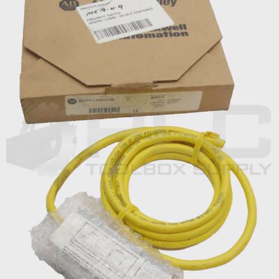 NEW ALLEN BRADLEY 802PRLABR208 C PROXIMITY SWITCH W TOP SENS