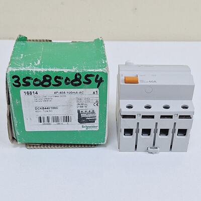 Schneider DCKB440100C  16814 Circuit Breaker 4P40A100mAAC 40