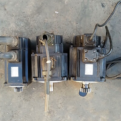 安川伺服电机SGMGH05ACAAM21SGMGH拍前询价