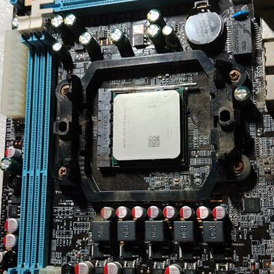 AMD A88主板 带A8-7600B处理器--议价商品