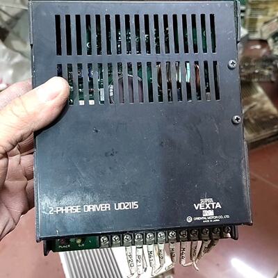 【询价】东方步进驱动器UD2115，实物图片，！的直接拍适用