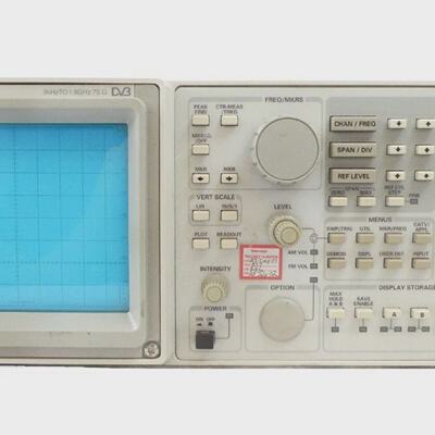 Tektronix 2715 RF Spectrum Analyzer 9KHz to 1.8GHz DVB Worki
