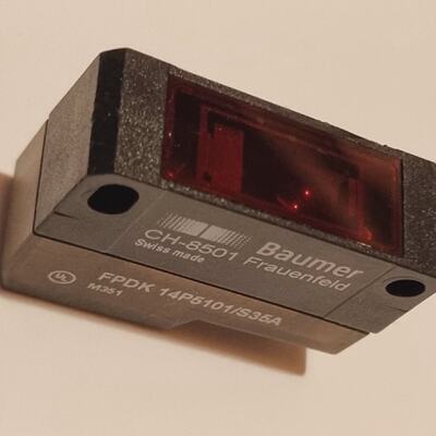 BAUMER FPDK 14P5101S35A   Photoelectric Sensor PNP  7m  1ms