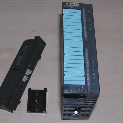 Siemens 6ES73211FH000AA0 E05 S7300 SM321 DI 16xAC120V230V as