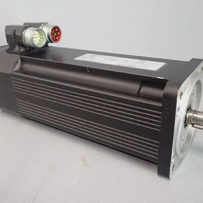 B560213M6B052033  SERAD  B560213M6B052033Servomotor Used