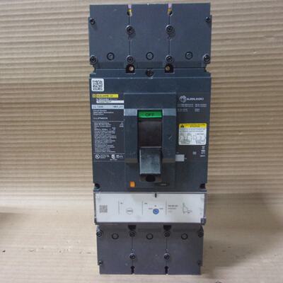 NEW Square D LLL LLL37040D30 3 Pole 400 Amp 600V Circuit Bre