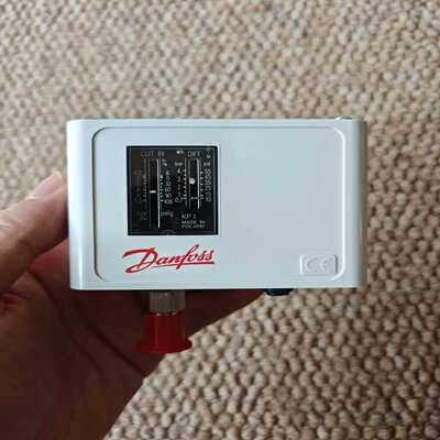 询价Danfoss压力开关，KP1，060-110166，Ra