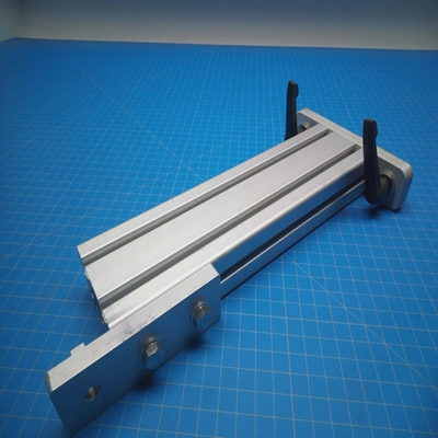H&HVacuumTransportMailTableAccessory-P02-000057