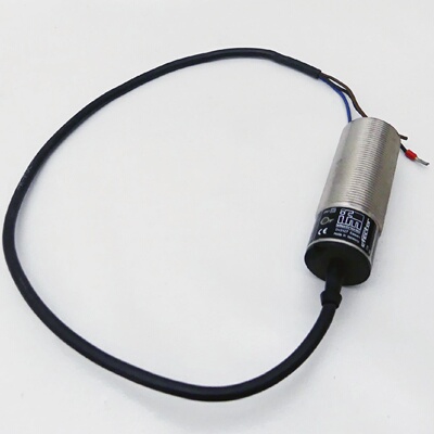 议价Ifm Electroc Ii5256 Induktiver Sensor Iia3010Bpkg Used适