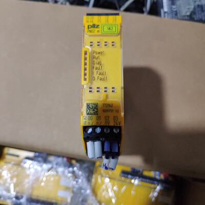 议价原装德国皮尔兹PILZ安全继电器 PNOZ m EF 8DI4DO 772142现货