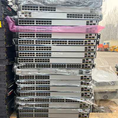 希捷： ST10000NM0478 10T Exos X14