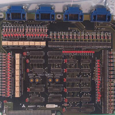 NEUE AA667 PC1 PLATINE 8810002